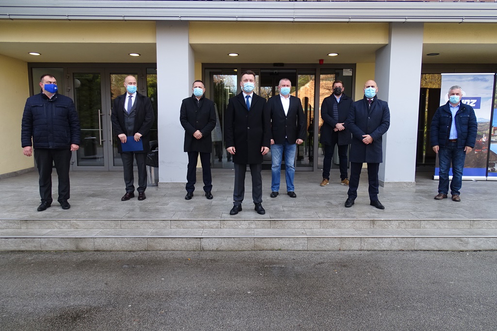 Predstavljeni kandidati za predsjednika i potpredsjednike HDZ-a KZŽ ...